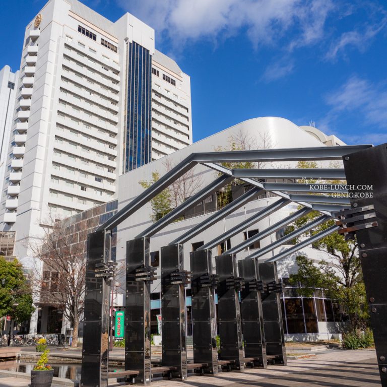 神戸ベイシェラトンの朝食をルームサービスしました【六甲山を見ながら過ごす朝】 | GENIC KOBE